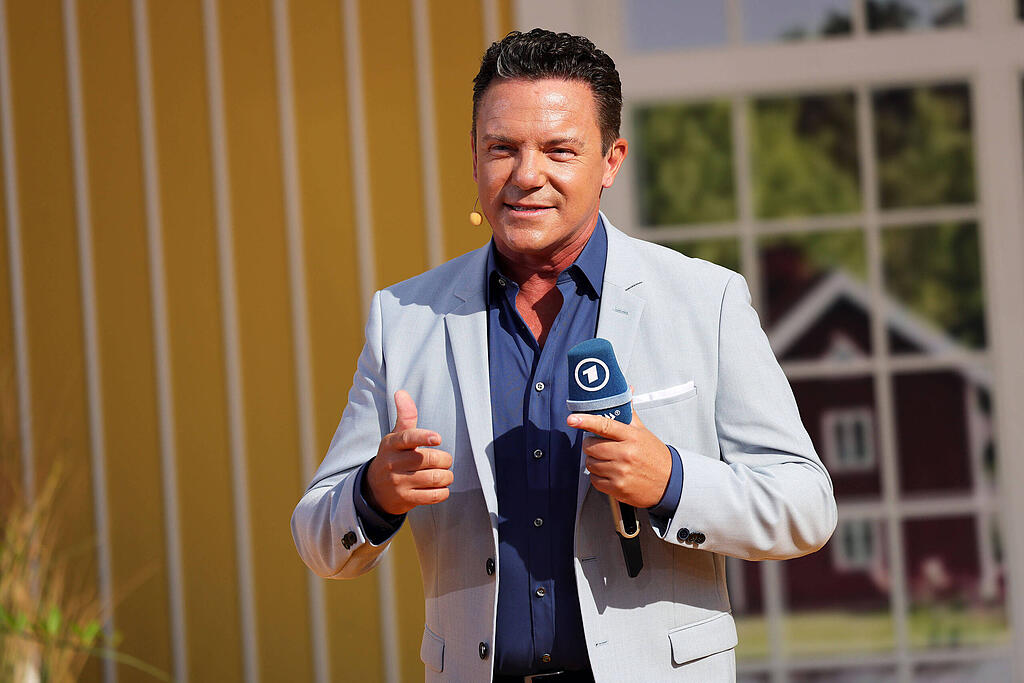 Stefan Mross reißt Witz über Kind im Publikum: "Läuten die Glocken ...