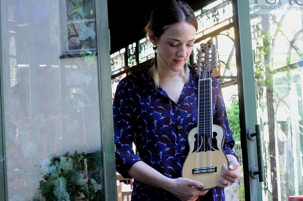 Becca Stevens in Landsberg: Freiheit, Handwerk und Poesie ...
