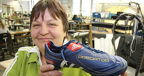 Adidas in Scheinfeld und die Schuhe der WM-Stars | Abendzeitung München