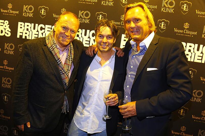 Party im Penthouse: Polizei bei Schönheits-Chirurg! | Abendzeitung München