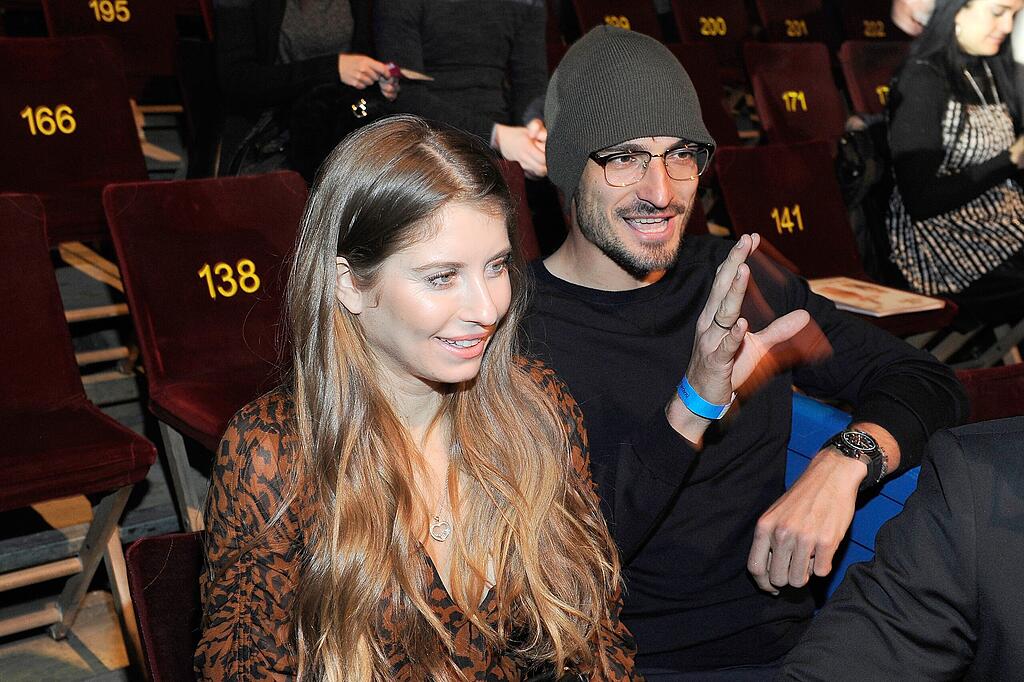 Mats hält Cathy Hummels im Arm: Neues Foto aus Dortmund begeistert | Abendzeitung München