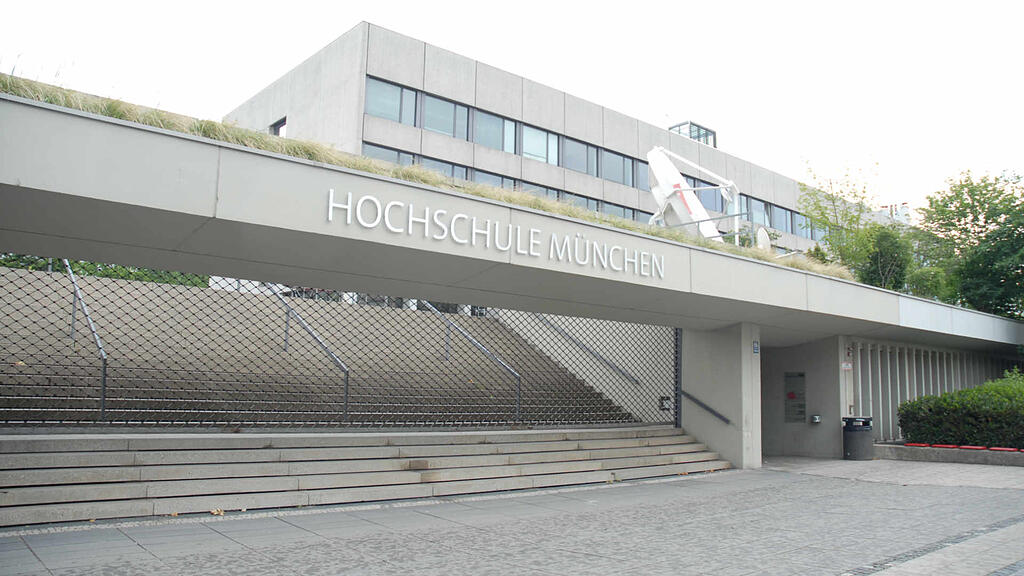 Die Dachauer Straße rund ums Gelände der Hochschule München ...