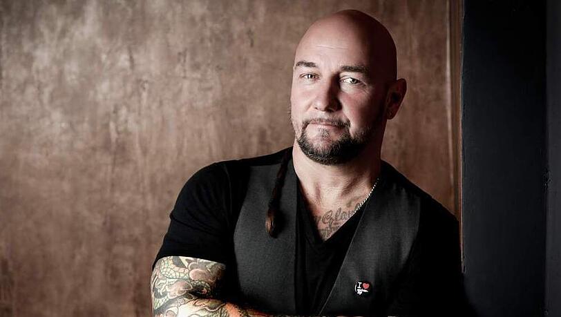 Daniel Krause: Früher Kriegsbemalung, heute Kunst | Abendzeitung München