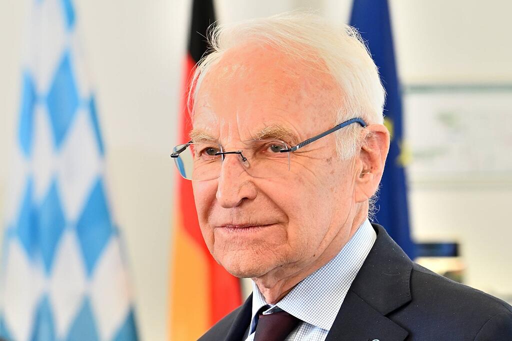 Stoiber in der AZ: Salihamidzic hat auch seine schärfsten Kritiker ...