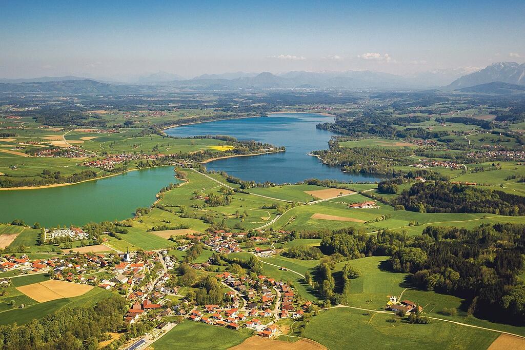 Traunstein in Bayern: Warum der Tachinger See Rätsel aufgibt ...