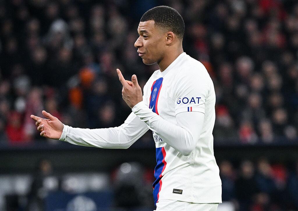 PSG-Star Mbappé rühmt FC Bayern: für Titelgewinn geschaffen ...