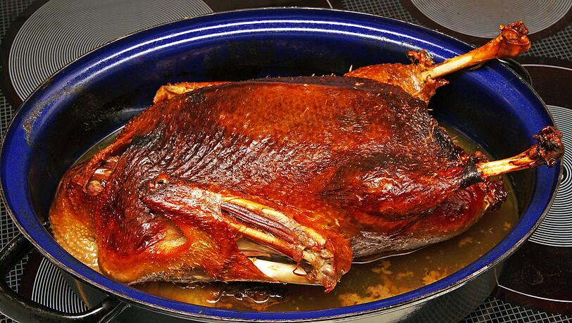 Profikoch erklärt: So gelingt die perfekte Weihnachtsente ...