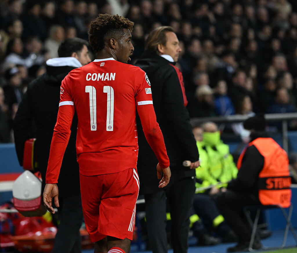 FC Bayern: Kingsley Coman gibt nach Auswechslung gegen Paris Saint ...
