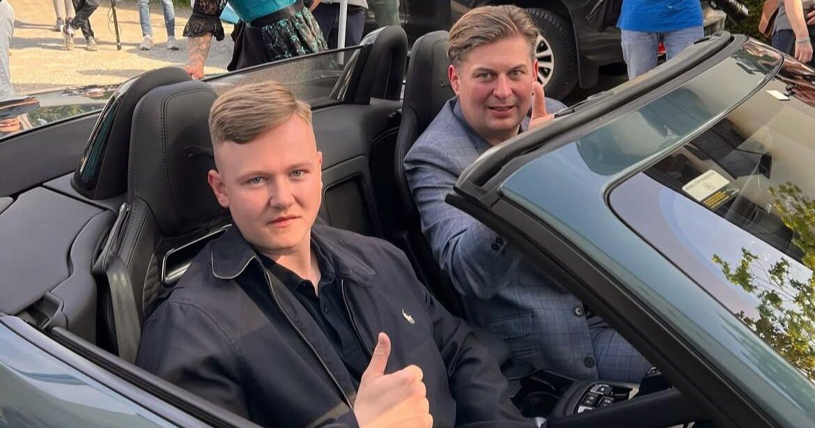 "Judenjagd" in Budapest? Videos mit Neonazis stürzen AfD-Funktionär aus ...