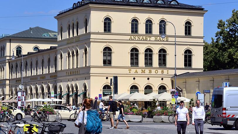 Tambosi im CSD-Fieber: In München gibt's Pride-Drinks to go ...