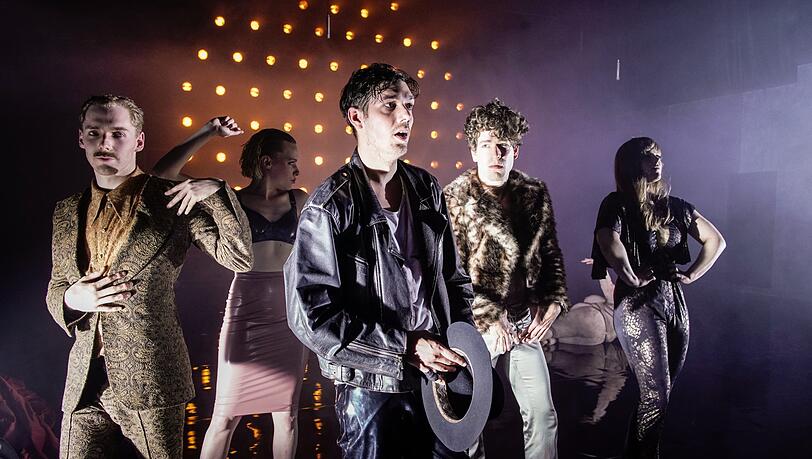 Timocin Ziegler spielt "Schöne Neue Welt" | Abendzeitung München