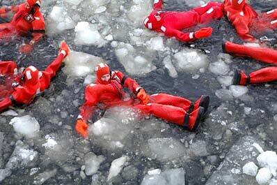 Sieben Mal cooler Winterspaß: Ganz heiß auf Eis | Abendzeitung München