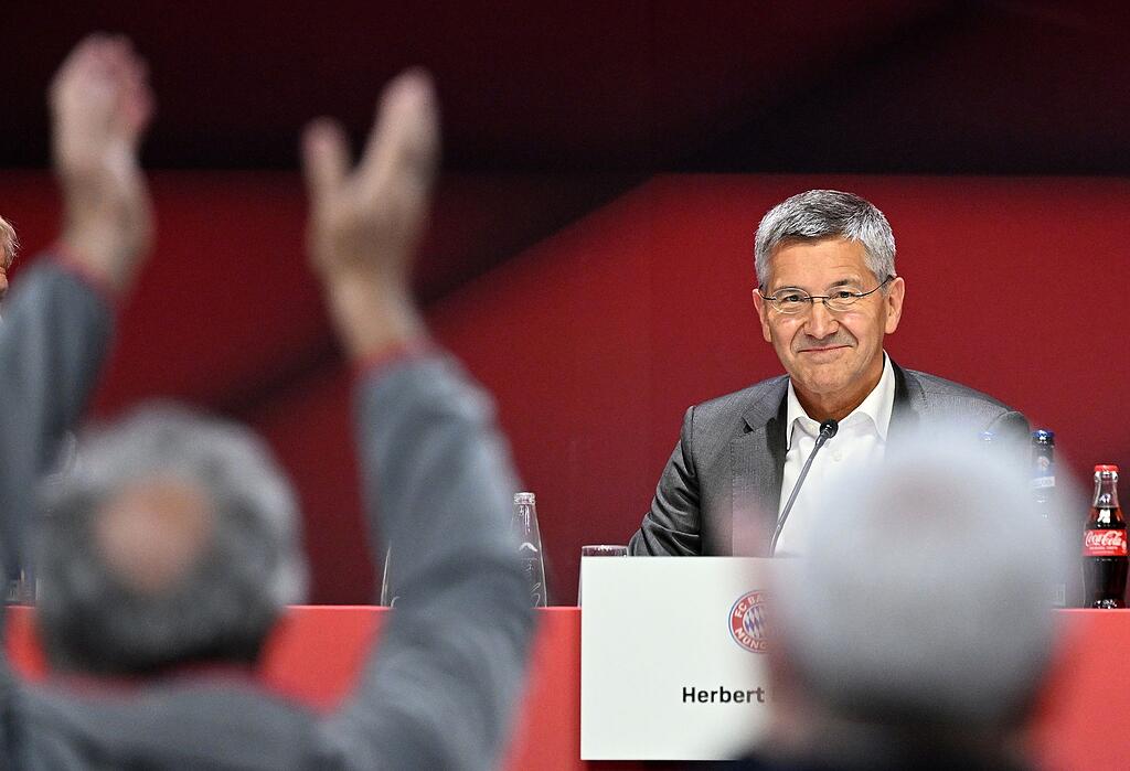 Hainer verteidigt Hoeneß-Verhalten: "Er ist emotional" | Abendzeitung ...