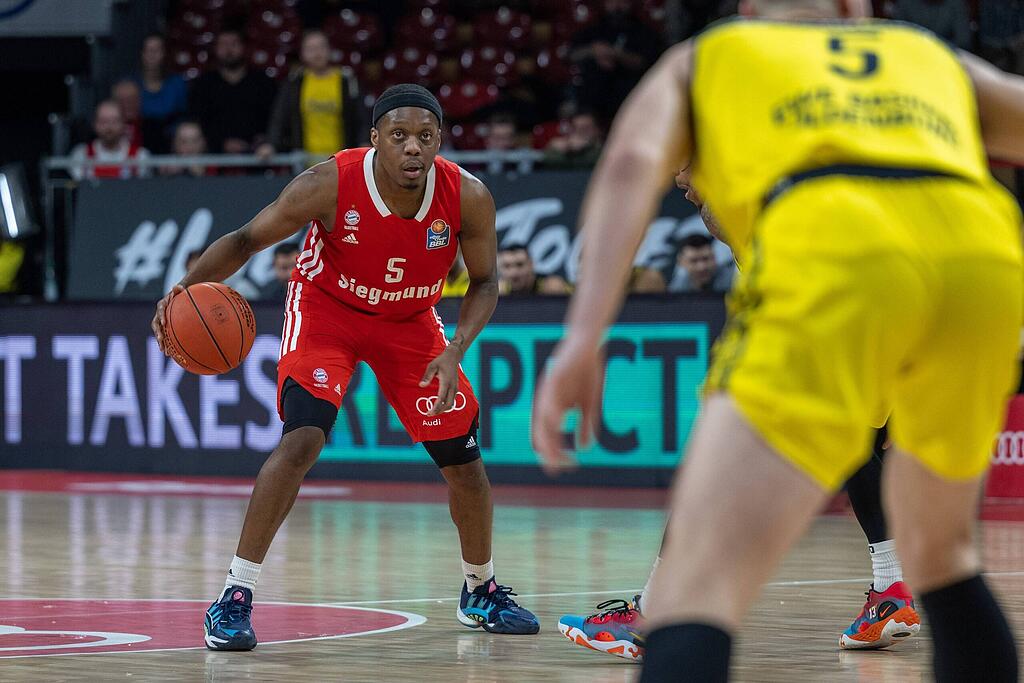 Zwei neue Verletzte: Bayern-Basketballer schlagen Oldenburg ...