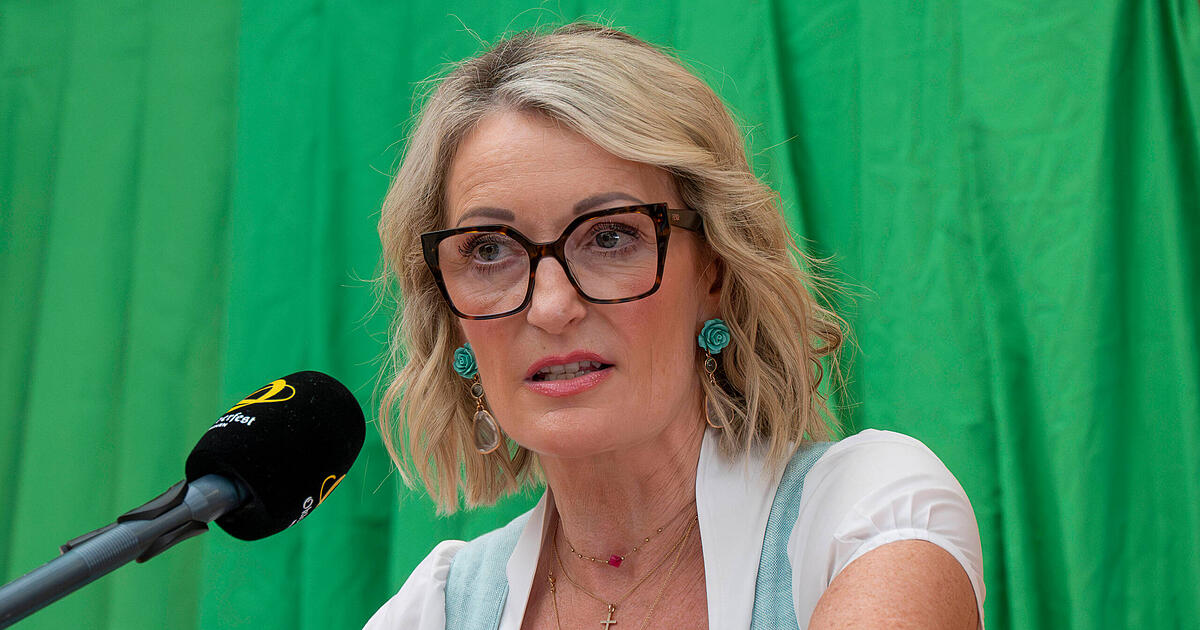 Tränen bei Mutter: Monika Gruber spricht über Familien-Konflikt ...