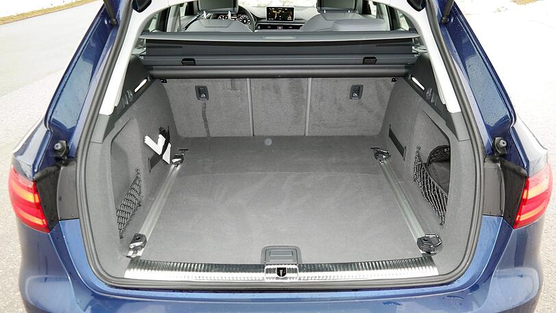Audi A4 Avant B9 Kofferraum Mae
