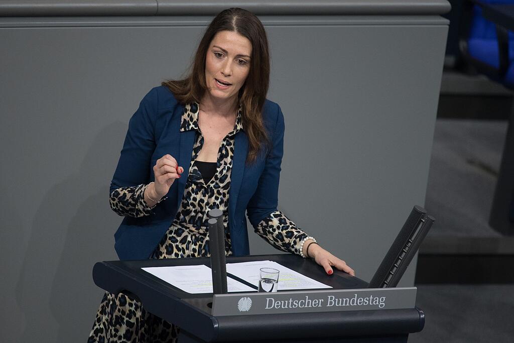 Bundestag hebt Immunität von FDP-Bundestagsabgeordneter auf ...