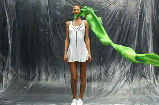 Heiß: Sexy Sarah beim Bodypainting | Abendzeitung München