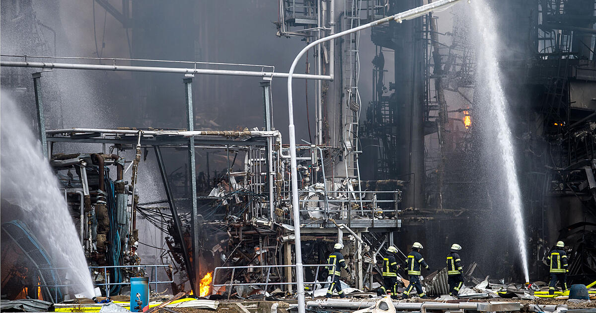Bayernoil in Vohburg: Große Explosion in Gaskraftwerk bei Ingolstadt ...
