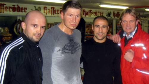 Heiße Box-Show bei Hax’n Liebermann | Abendzeitung München