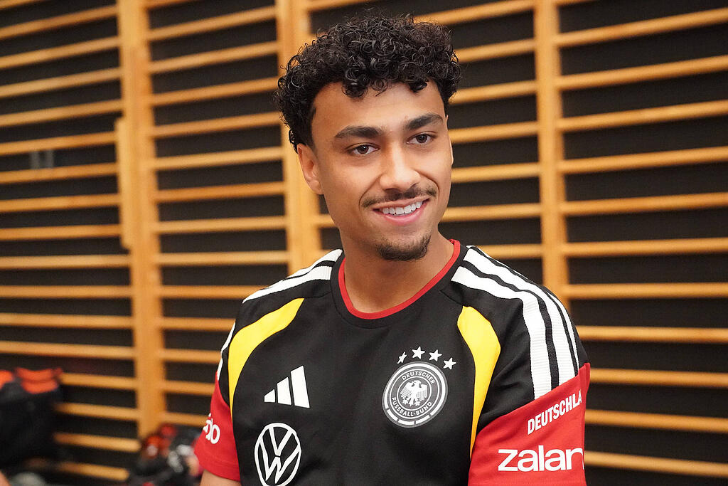 "Was kommt, schaue ich": Brown spricht über das Interesse am Wechsel ...