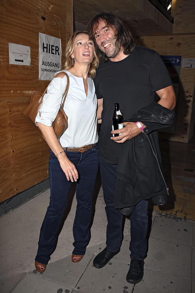 Hilfe fürs Handwerk: Monika Gruber und Roland Hefter machen sich übers ...