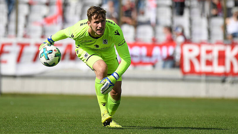 Löwen-Torwart Marco Hiller: "Wenn der Aufstieg nicht gelingt ...