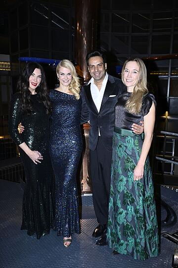 Promis und Politiker beim 14. Schwarz-Weiß-Ball Münchner G'schichten am ...