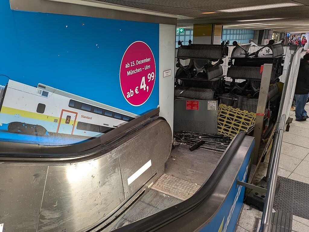Rolltreppe am Hauptbahnhof München seit Monaten defekt: Was die Bahn jetzt dazu sagt ...