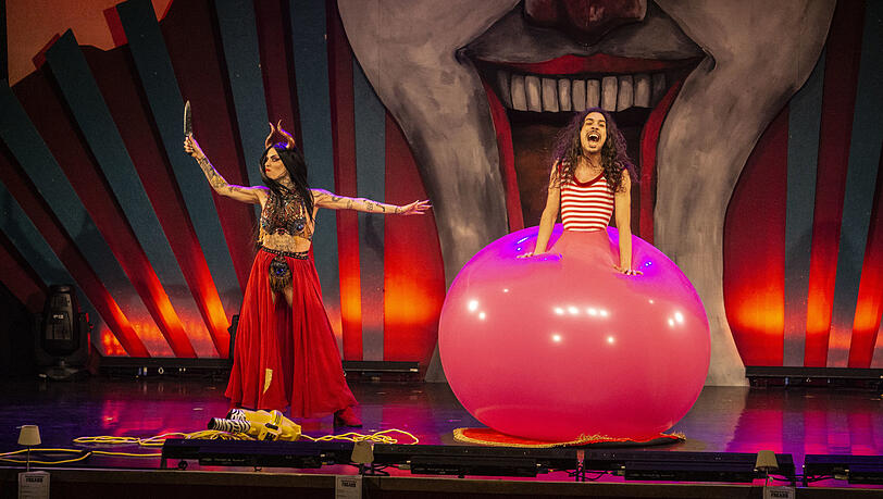 Freaks am GOP in München: Retro und politisch inkorrekt | Abendzeitung ...