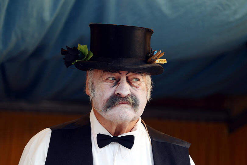 Wiesn-Klassiker: So geht's beim Schichtl hinter den Kulissen zu ...