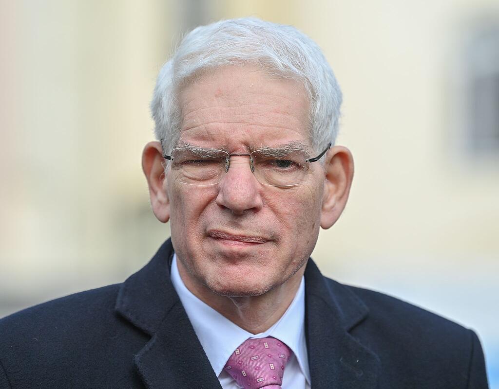 Zentralratschef Schuster ist zu Gespräch mit Aiwanger bereit ...