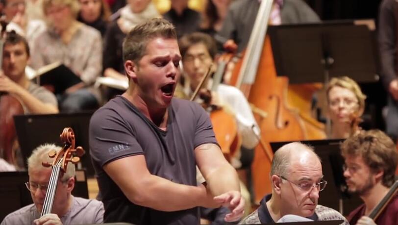 Der Tenor Paolo Fanale über seine Rolle als Opern-Sexsymbol ...