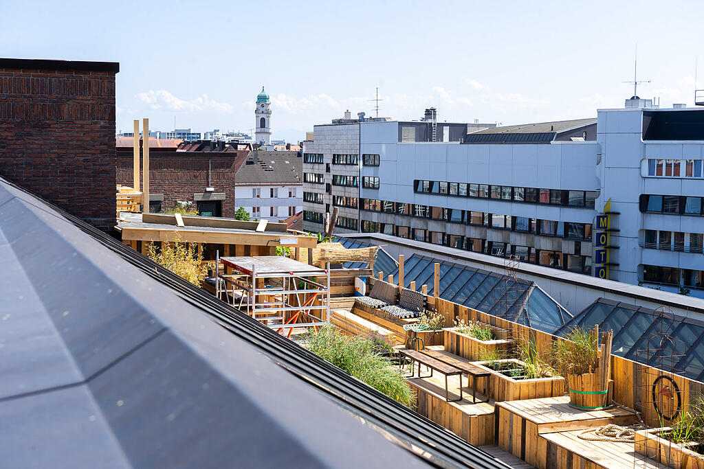 Blick über München: Dachgarten auf dem Gasteig mit spektakulärem Ausblick geöffnet ...