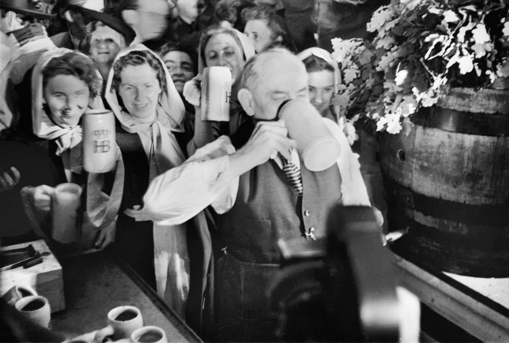 Das steckt hinter dem Anzapf-Ritual auf dem Oktoberfest | Abendzeitung ...