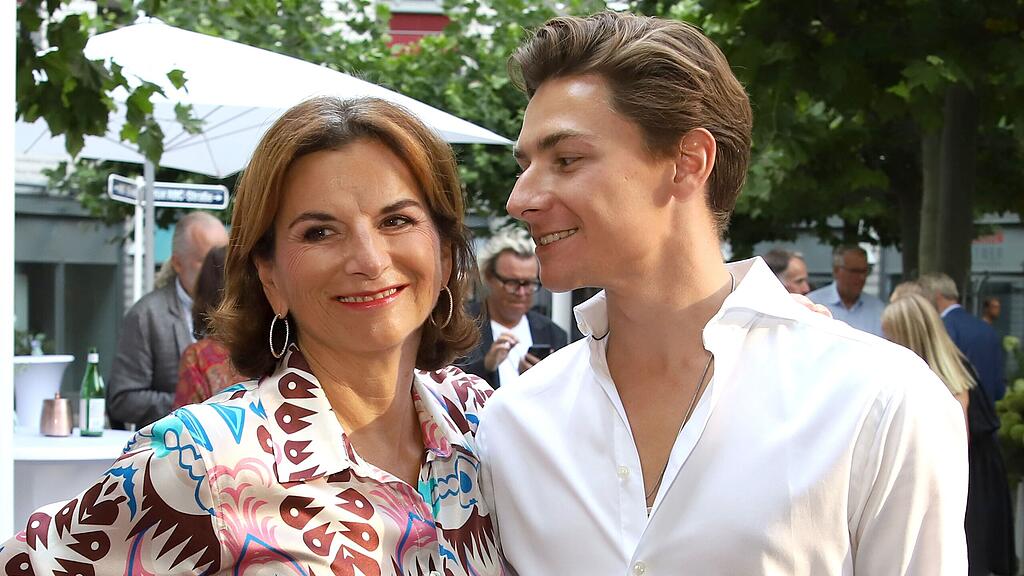 Nachwuchs für Claudia Obert (60)? Sie will ein Kind von ihrem Max (24 ...