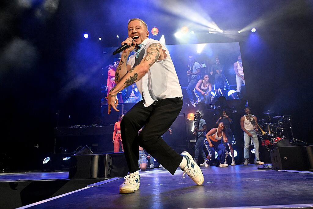 Macklemore begeistert Publikum in der Olympiahalle – trotz Playback ...