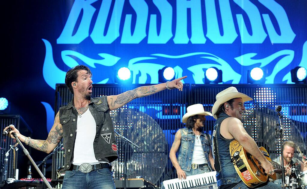 BossHoss lässt es auf Tour ordentlich krachen | Abendzeitung München