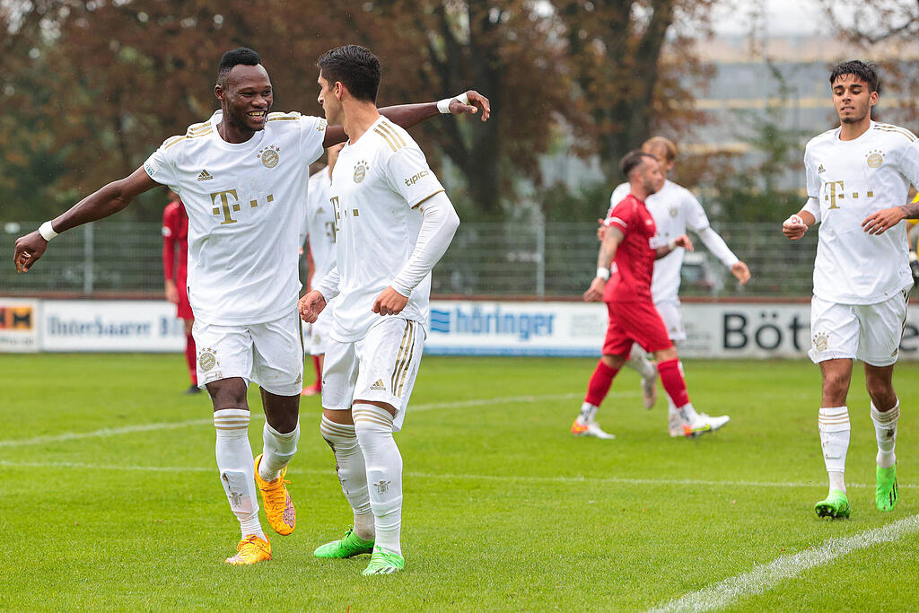 Regionalliga: FC Bayern II siegt beim TSV Rain | Abendzeitung München