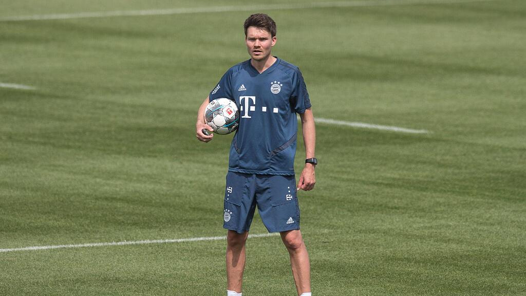 FC Bayern: Wird Co-Trainer Danny Röhl der nächste Hansi Flick ...