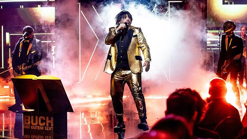 Ikke Hüftgold grölt sich an die Spitze der Album-Charts | Abendzeitung ...