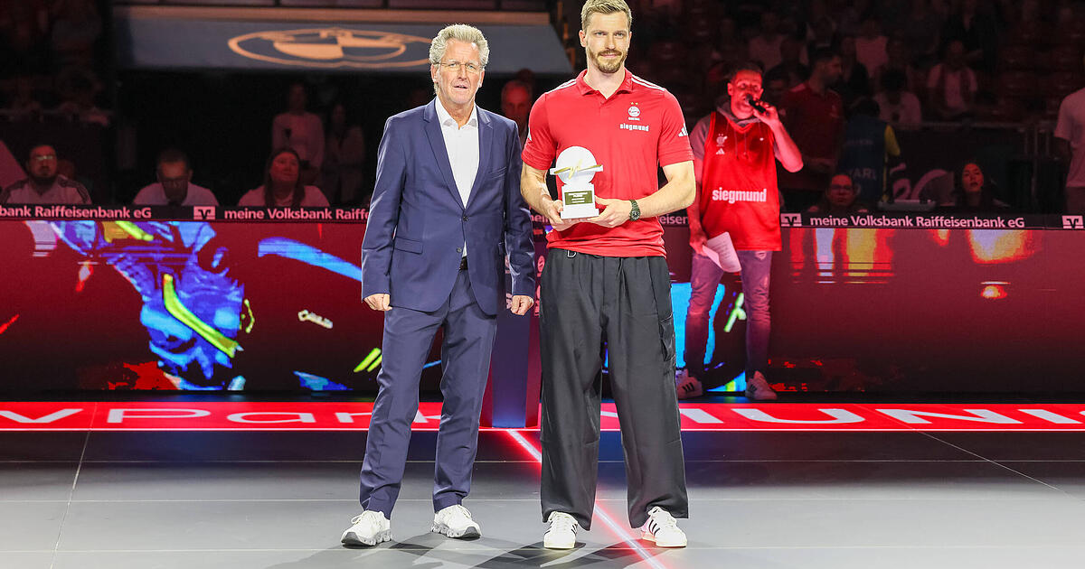 FC Bayern Basketball: MVP Andreas Obst geehrt – souveräner Sieg vor BBL ...