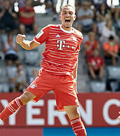 Arijon Ibrahimović: News und Steckbrief zum FC-Bayern-Spieler ...