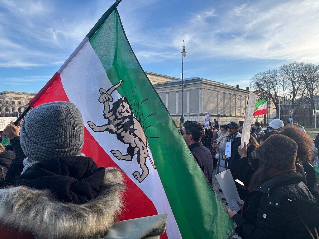 Proteste im Iran: Das sagen die Exil-Iraner in München | Abendzeitung ...