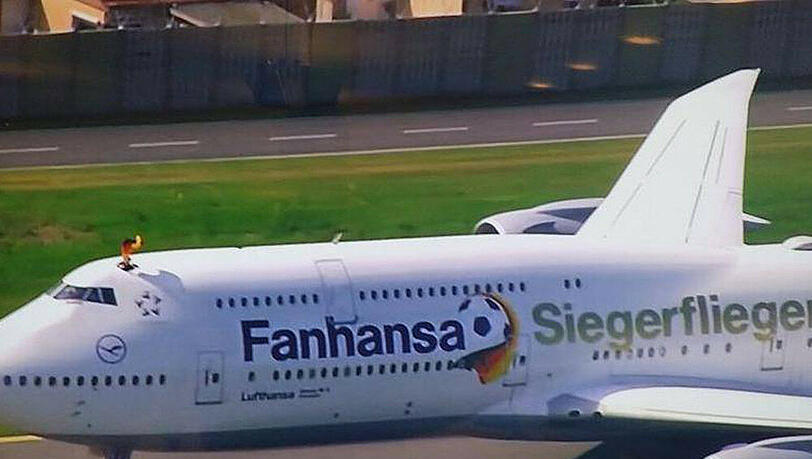 So erlebte Pilot Markus Imlig Jogi Löw, Poldi und Co. | Abendzeitung ...