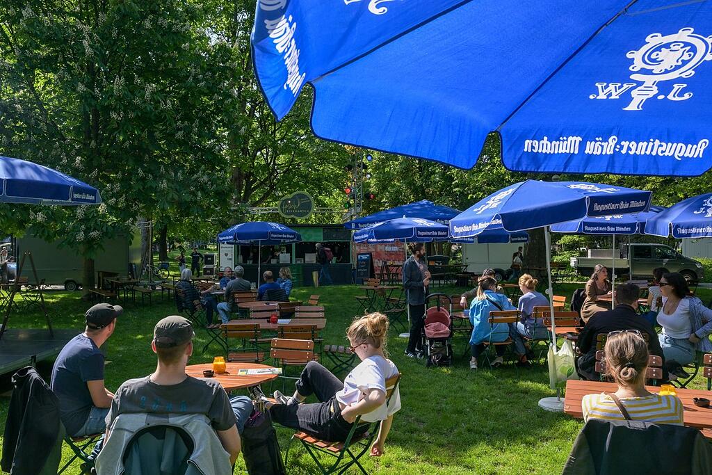 Hier treffen sich sonst Drogensüchtige: Queerer Biergarten eröffnet im Nußbaumpark in München ...