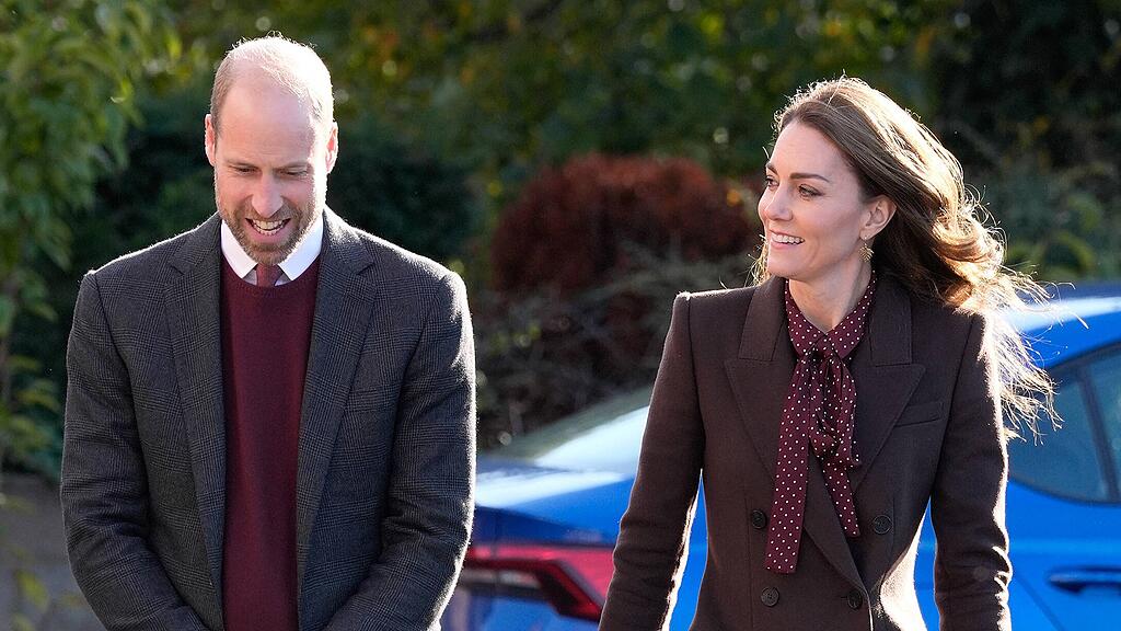 Lippenleserin enthüllt: Das sagt Prinzessin Kate über Williams Bart ...