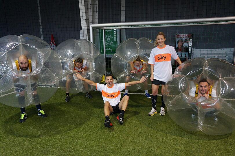 TSV 1860 Allstars beim Bubble-Football | Abendzeitung München