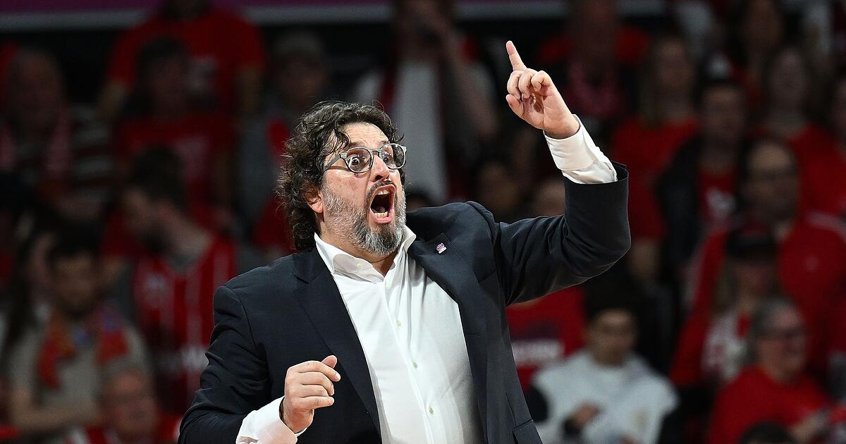 Basketball-Trainer Trinchieri unterschreibt in Litauen | Abendzeitung ...