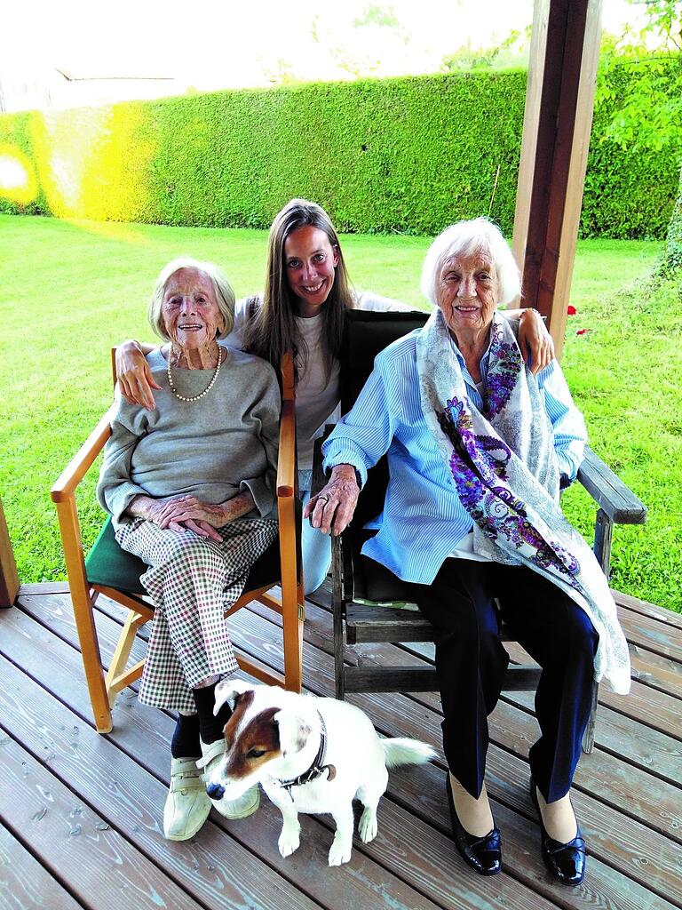 Beide über 100: "Meine Omas haben mich jung gehalten" | Abendzeitung ...